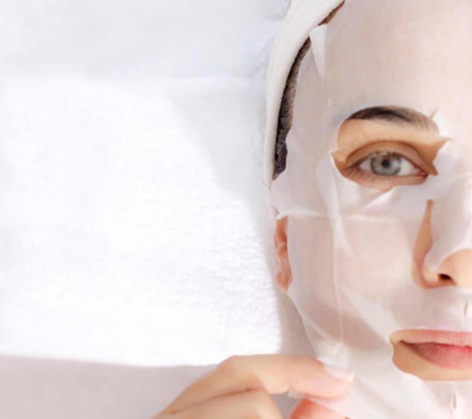 Kaip naudoti veido kaukes: išsamus gidas | Merita.lt